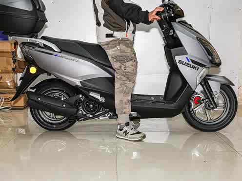 【济南铃木 UY125图片】品牌_最新济南铃木 UY125车型图片大全_汽车之家