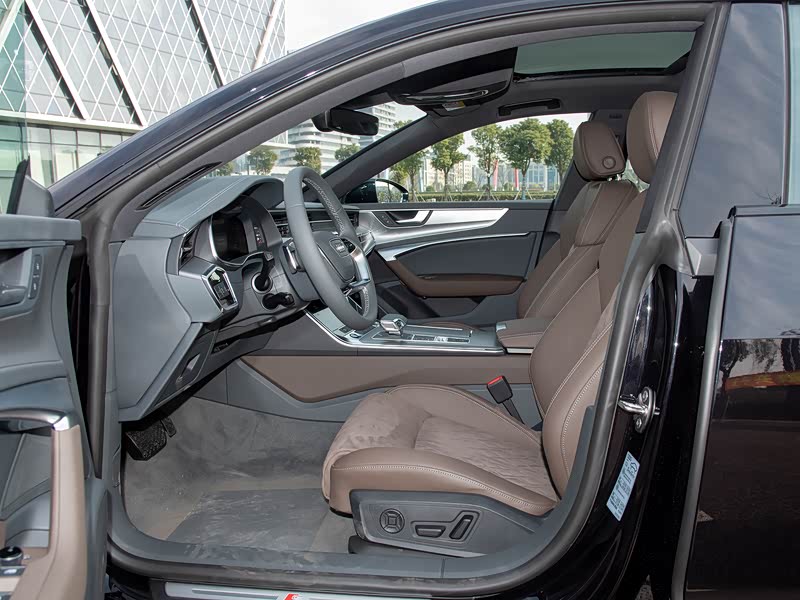 【图解图片_上汽奥迪无限极广场店奥迪A7L图片】-汽车之家