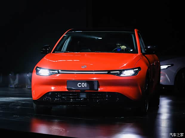 【图】零跑C01续航717km 限时减1万 18.38万起 详询：4001369762 _汽车之家